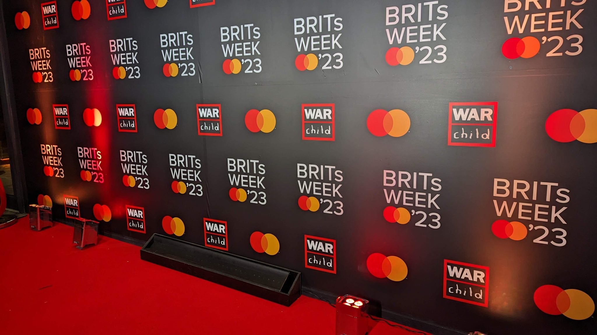 How do directional speakers work? - Directional Audio